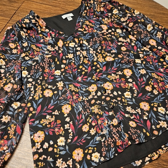 Sam And Jess | Tops | Sam And Jess Floral Blouse On Navy Backgroundlp ...